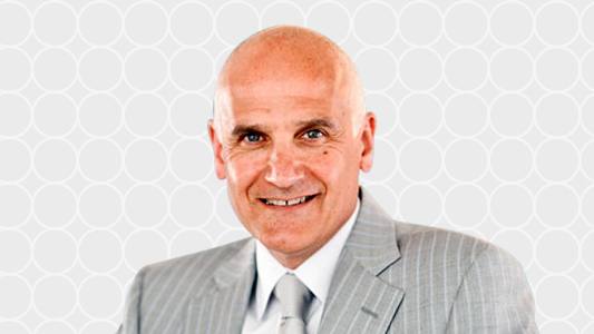 Michael Kurer: Consultant Orthopaedic Surgeon